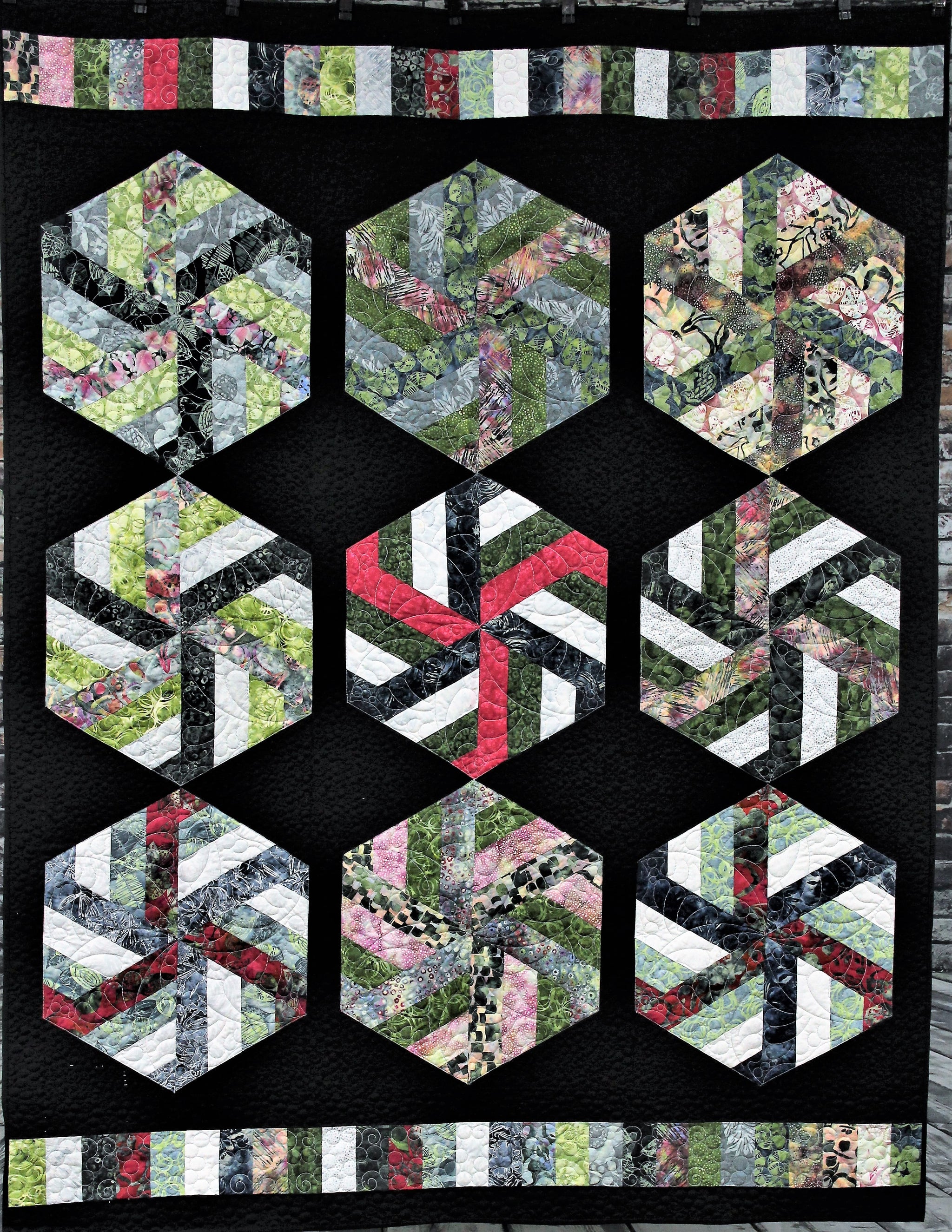 Six Patch Hexagons Quilt Pattern – 3 Dudes Quilting Designs